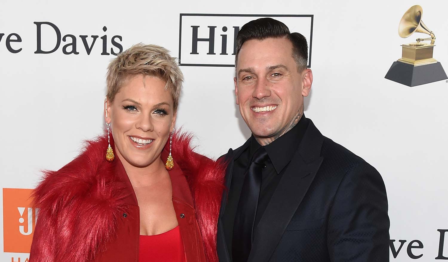 Pink & Husband Carey Hart Couple Up For Clive Davis’ Pre-Grammys Party ...