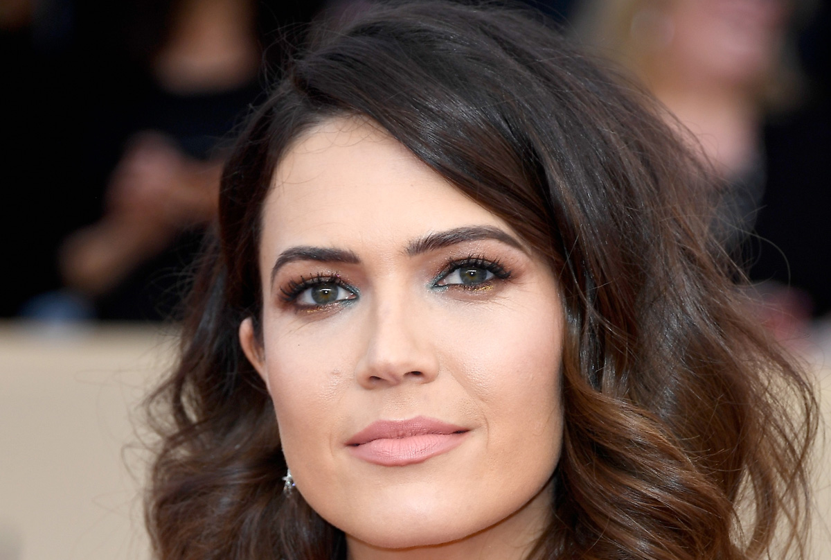 Mandy Moore Debuts Blonder Hair After Wrapping ‘This Is Us’ | Mandy ...