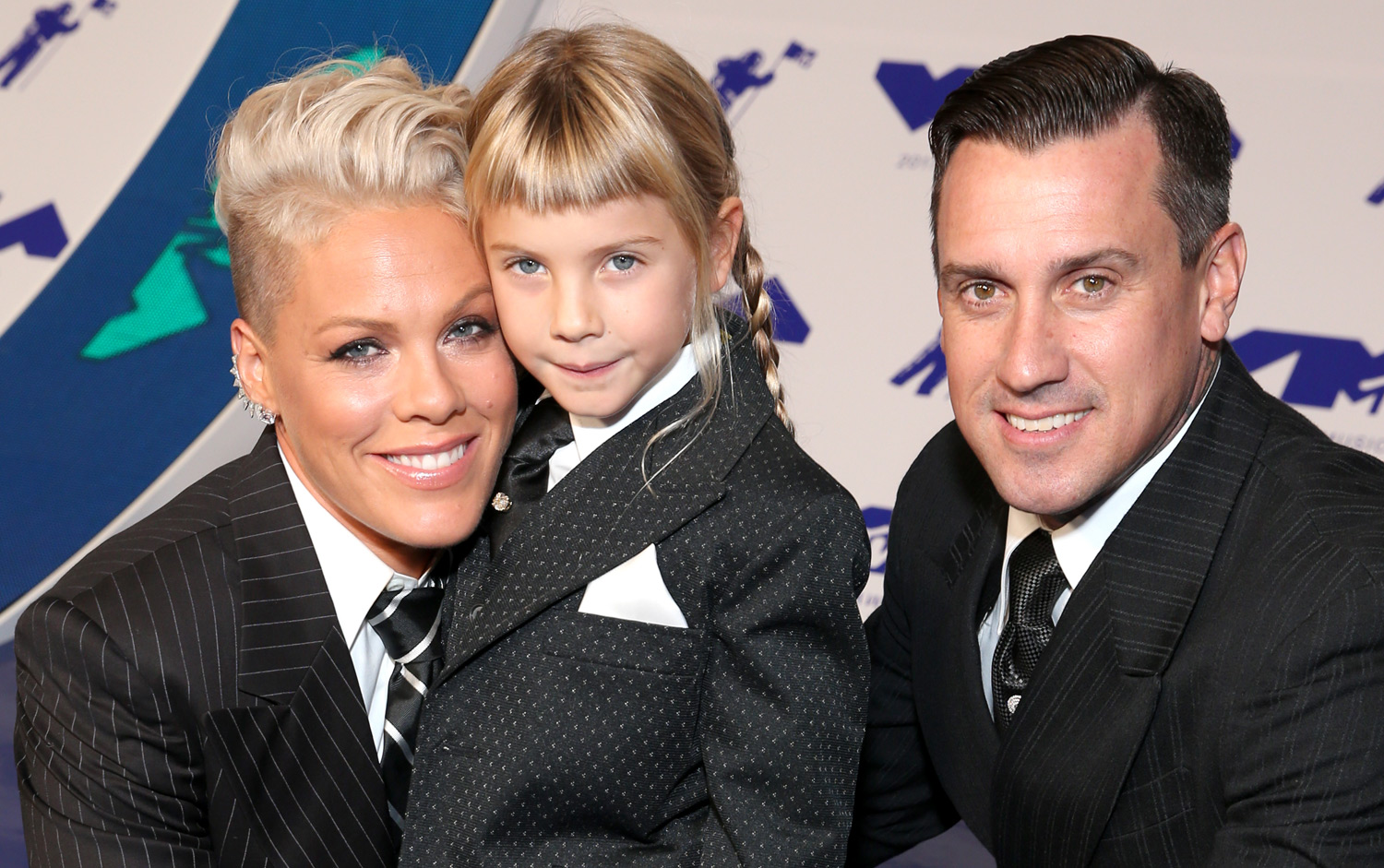 Pink’s Best Photos with Husband Carey Hart & Their Kids! | Carey Hart ...