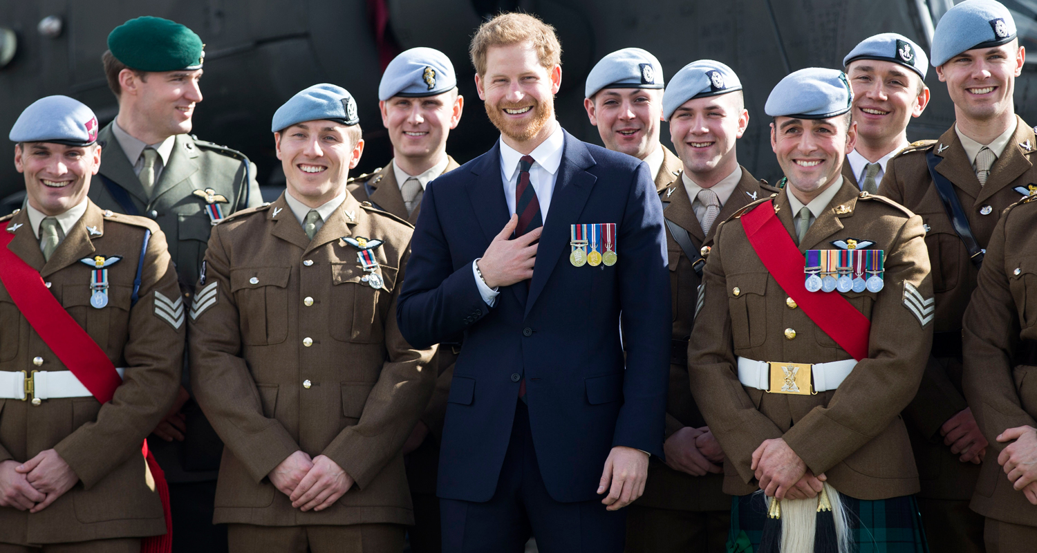 Prince Harry Returns to Pilot Training School to Present Army Air Corps ...