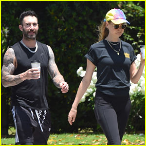 Adam Levine Shows Off Buff Biceps During Walk with Behati Prinsloo ...