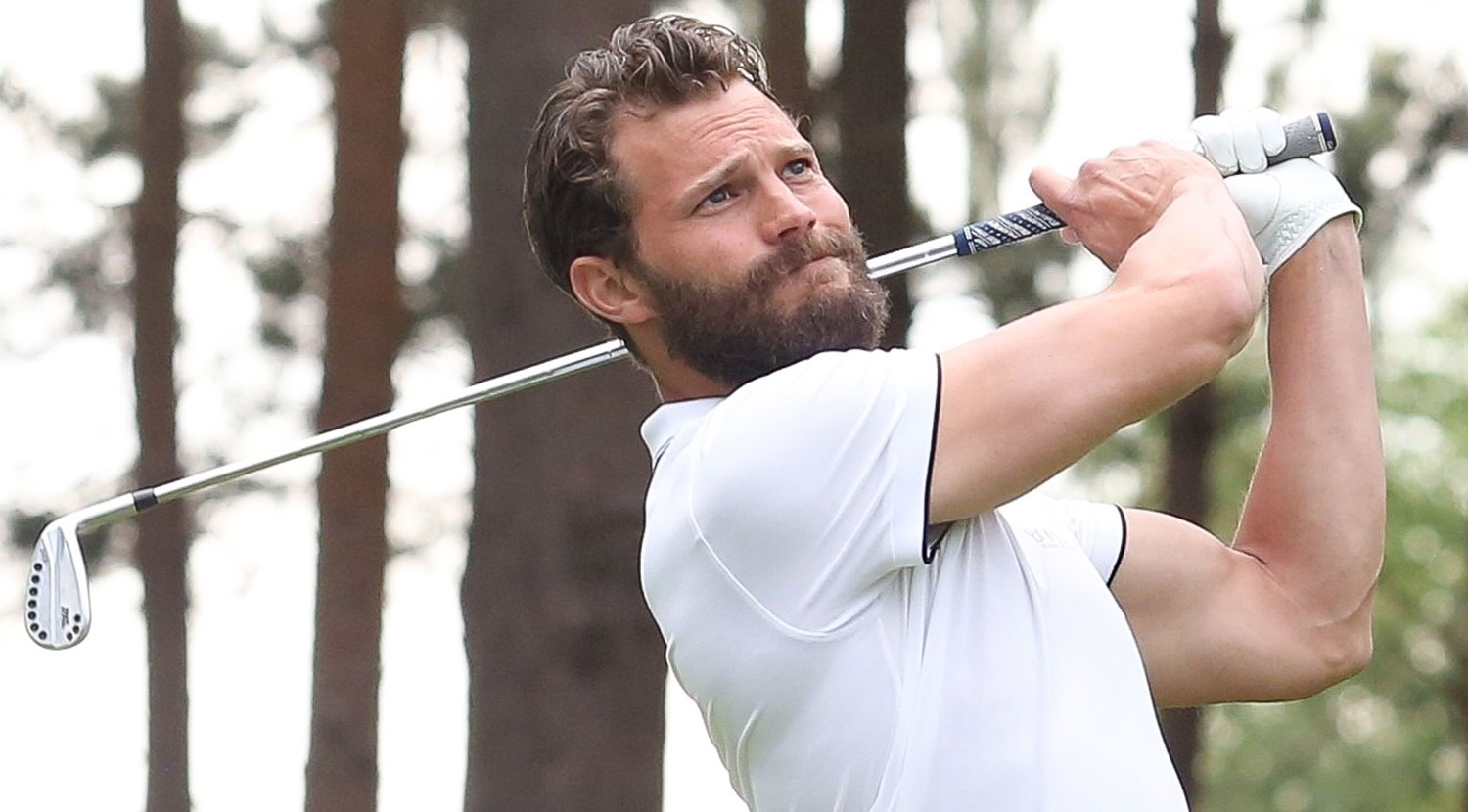 Jamie Dornan Looks So Hot While Golfing in BMW PGA Championship ...
