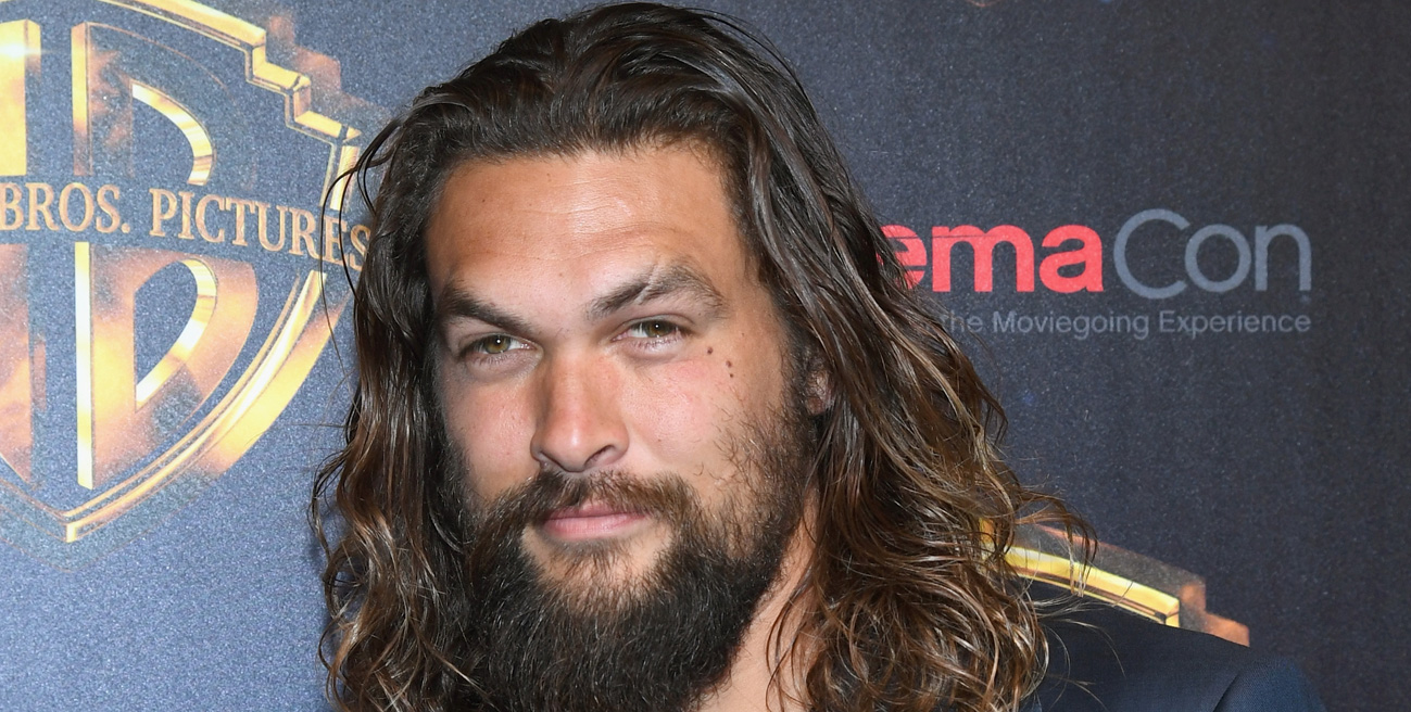 Jason Momoa Took the Most Epic Photo with These 2 Fans! | Jason Momoa ...