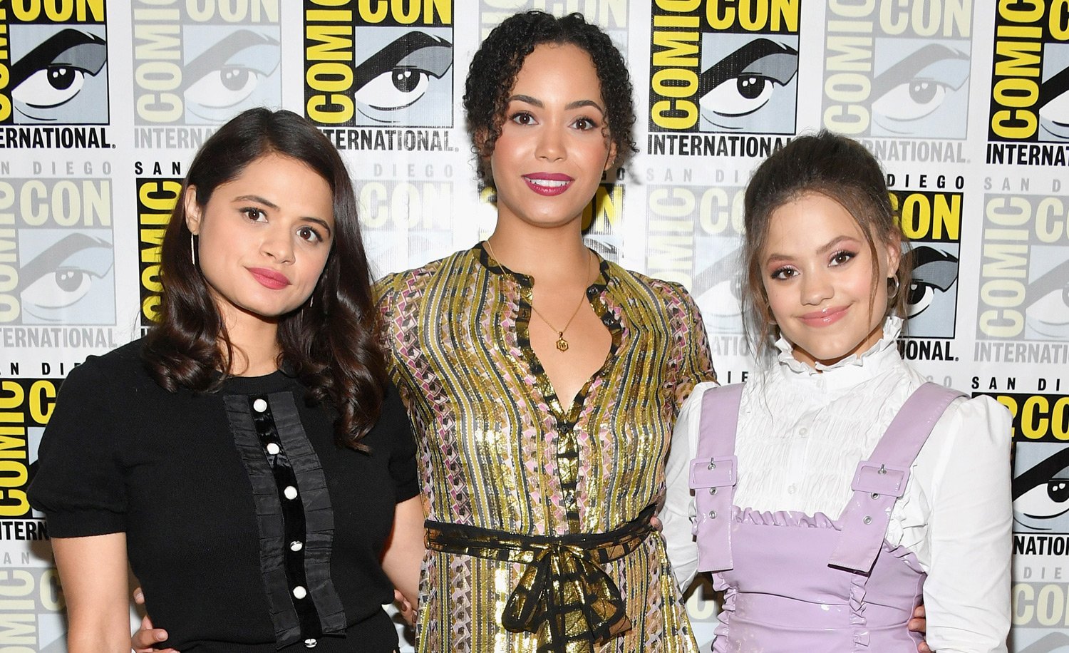 ‘Charmed’ Cast Makes Comic-Con Debut, Asks Fans to Give Reboot a Chance ...