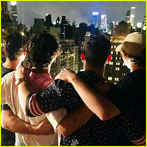 The Jonas Brothers Reunite in NYC for Fourth of July – See the Pic ...