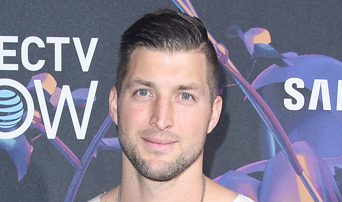 Tim Tebow & Girlfriend Demi-Leigh Nel-Peters Go Instagram Official ...