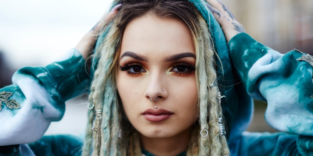 ‘The Four’ Star Zhavia Debuts Music Video for ‘Deep Down’ – Watch ...