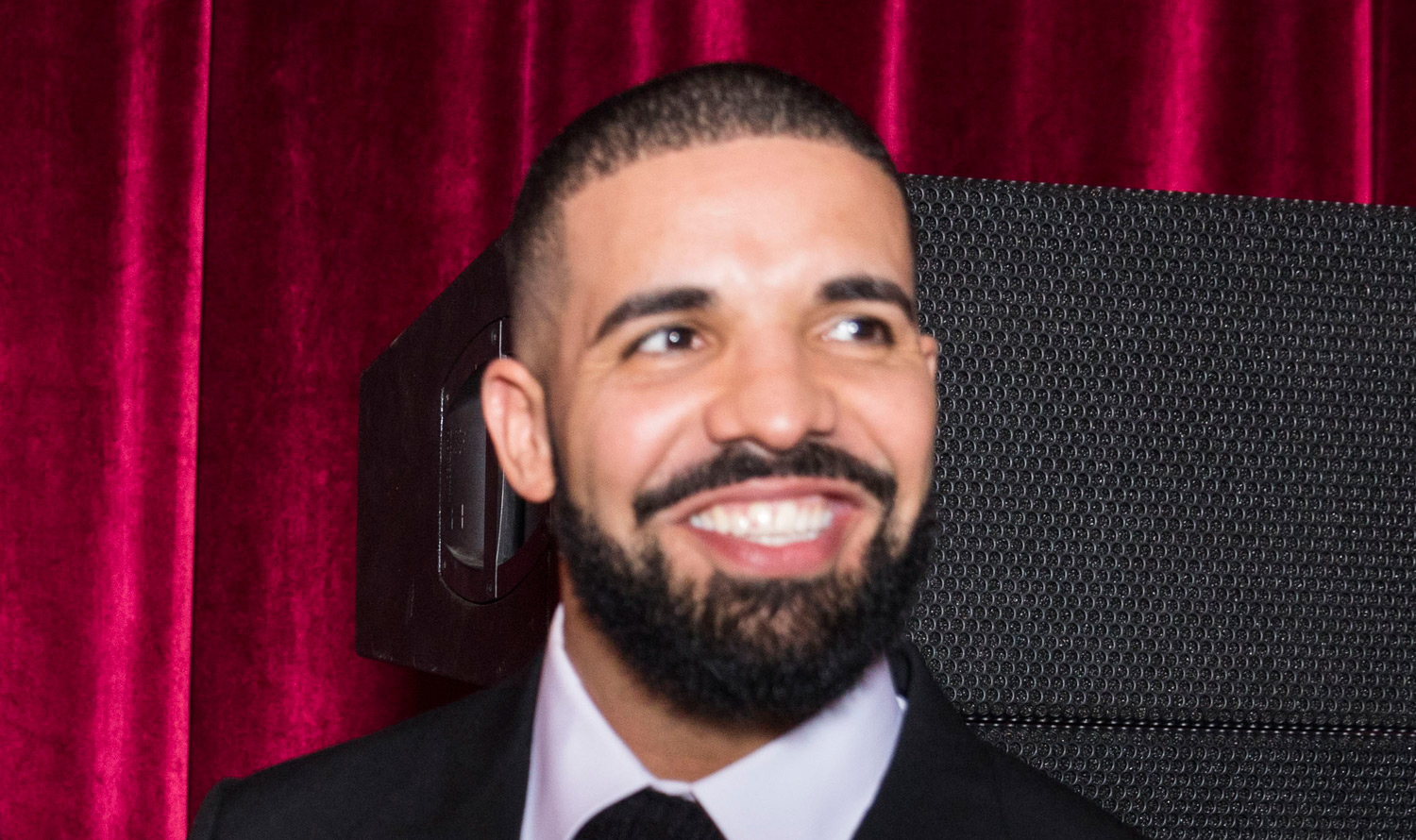 Drake Breaks Billboard Hot 100 Record for Most Weeks at No. 1 in One ...