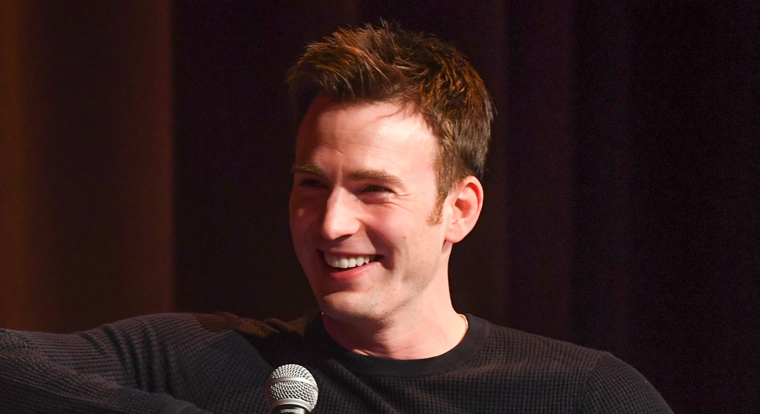 Chris Evans Is Returning to TV for First Role in Nearly 20 Years ...