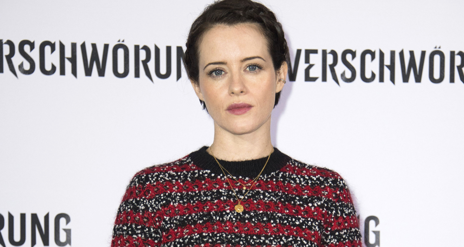 Claire Foy Says ‘I Don’t Feel Defined’ by Playing Queen Elizabeth in ...
