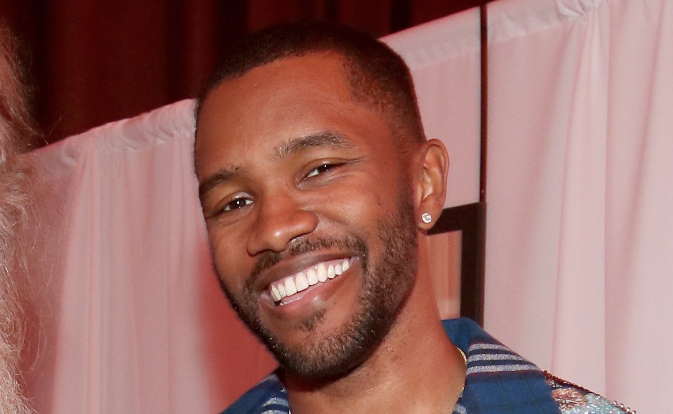 Frank Ocean Makes His Instagram Public, Goes Shirtless for ‘Welcome ...