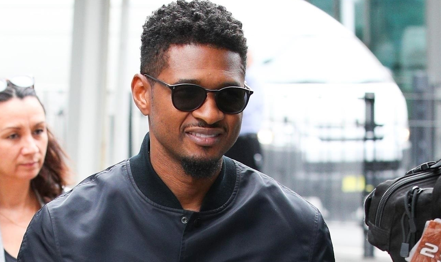 Usher Arrives in Sydney Ahead of Upcoming Concert! | Usher | Just Jared ...
