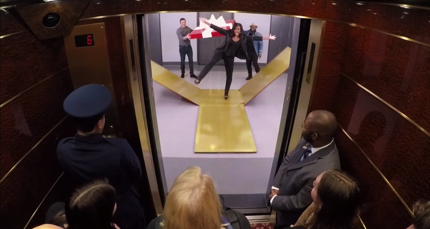 Michelle Obama & Jimmy Fallon Surprise 30 Rock Visitors with Elevator ...