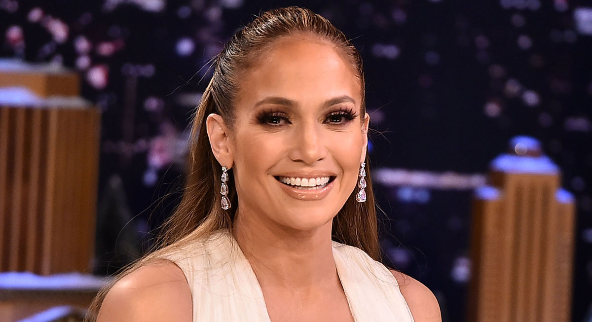 Jennifer Lopez’s Instagram Pic Gets Attention From Both an Ex & Her ...