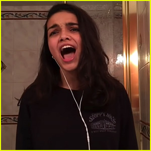 West Side Story’s Rachel Zegler Sings ‘Shallow’ & More Hit Songs ...