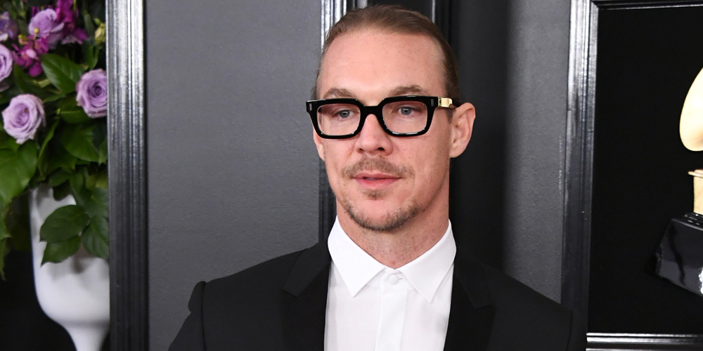 Diplo Poses With His Own Name Card on the Red Carpet at Grammys 2019 ...