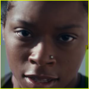 Female Football Player Toni Harris Stars in Toyota’s Super Bowl ...