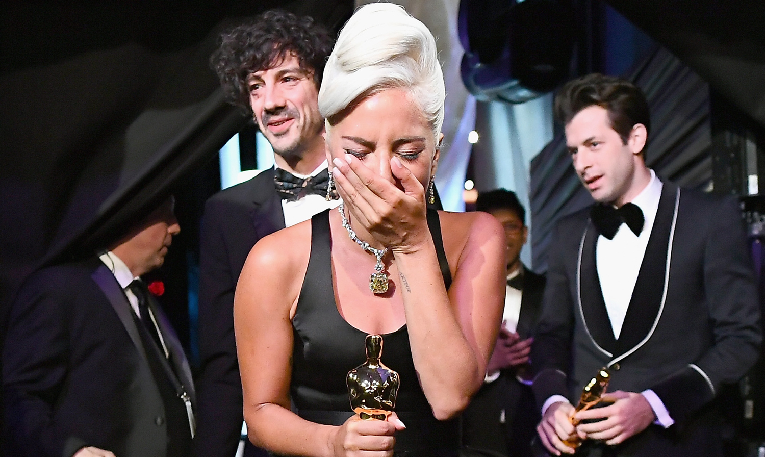 Lady Gaga Tears Up Backstage After Oscar Win in These Touching Photos ...