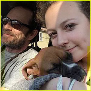 Luke Perry’s Daughter Sophie Shares Sweet Photo Remembering Her Dad ...