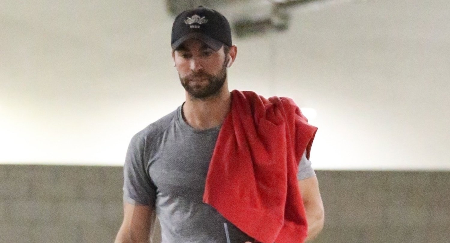 Newly Single Chace Crawford Shows Off Buff Bod After Gym | Chace ...