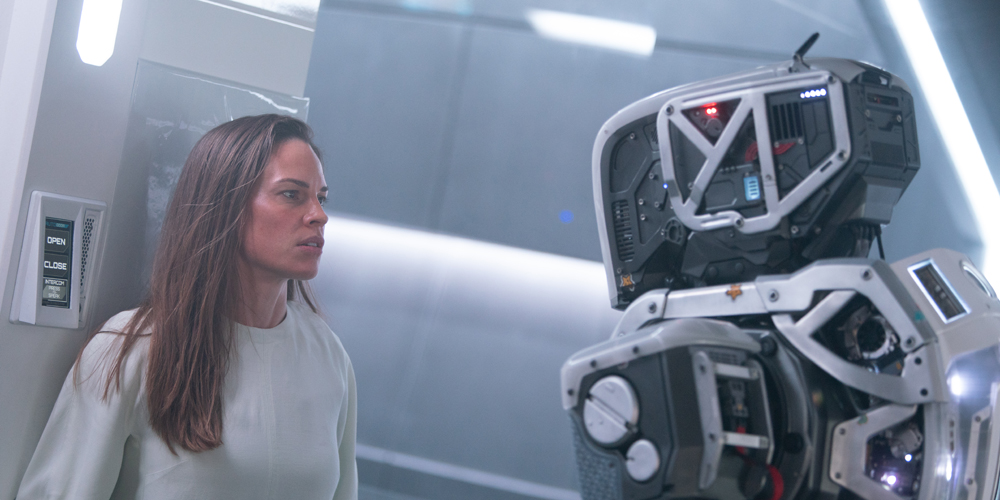 Hilary Swank Stars in Netflix’s ‘I Am Mother’ – Watch the Trailer ...