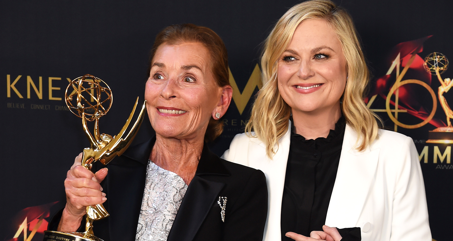 Amy Poehler Presents Judge Judy With Her Daytime Emmys Lifetime ...
