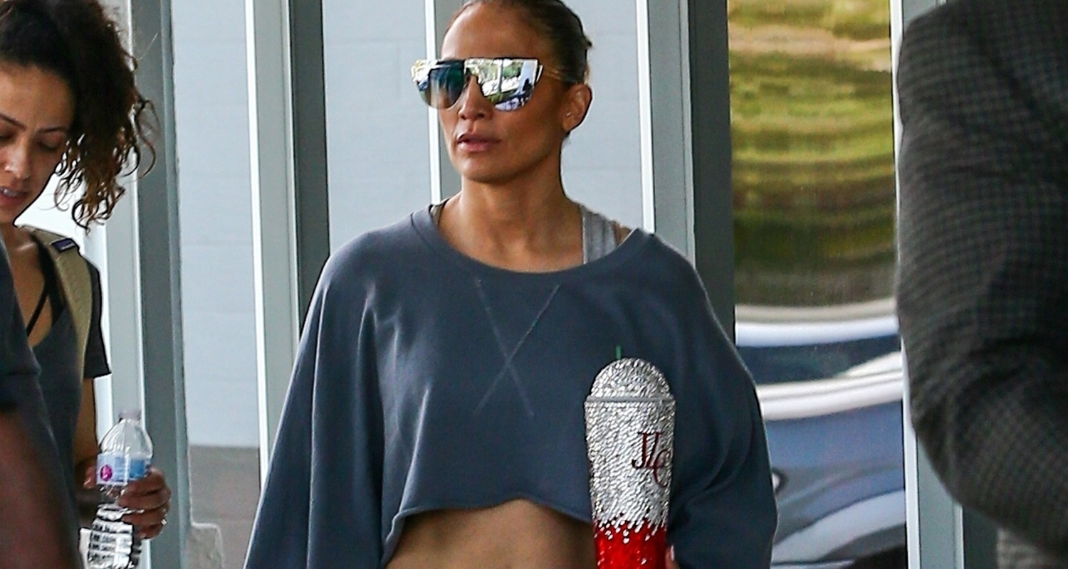 Jennifer Lopez Bares Her Toned Abs While Hitting the Gym With Alex ...