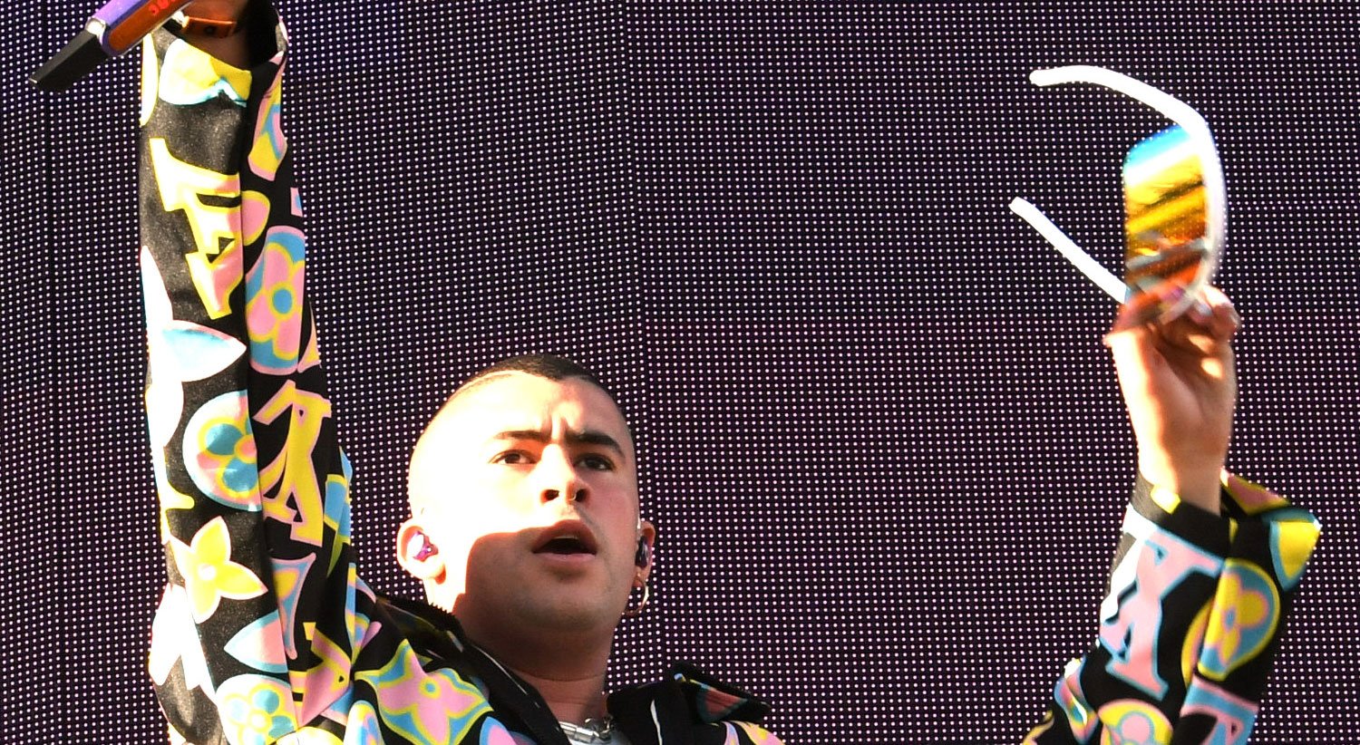 Bad Bunny, Residente, & iLe Drop Puerto Rico Protest Song ‘Afilando Los ...