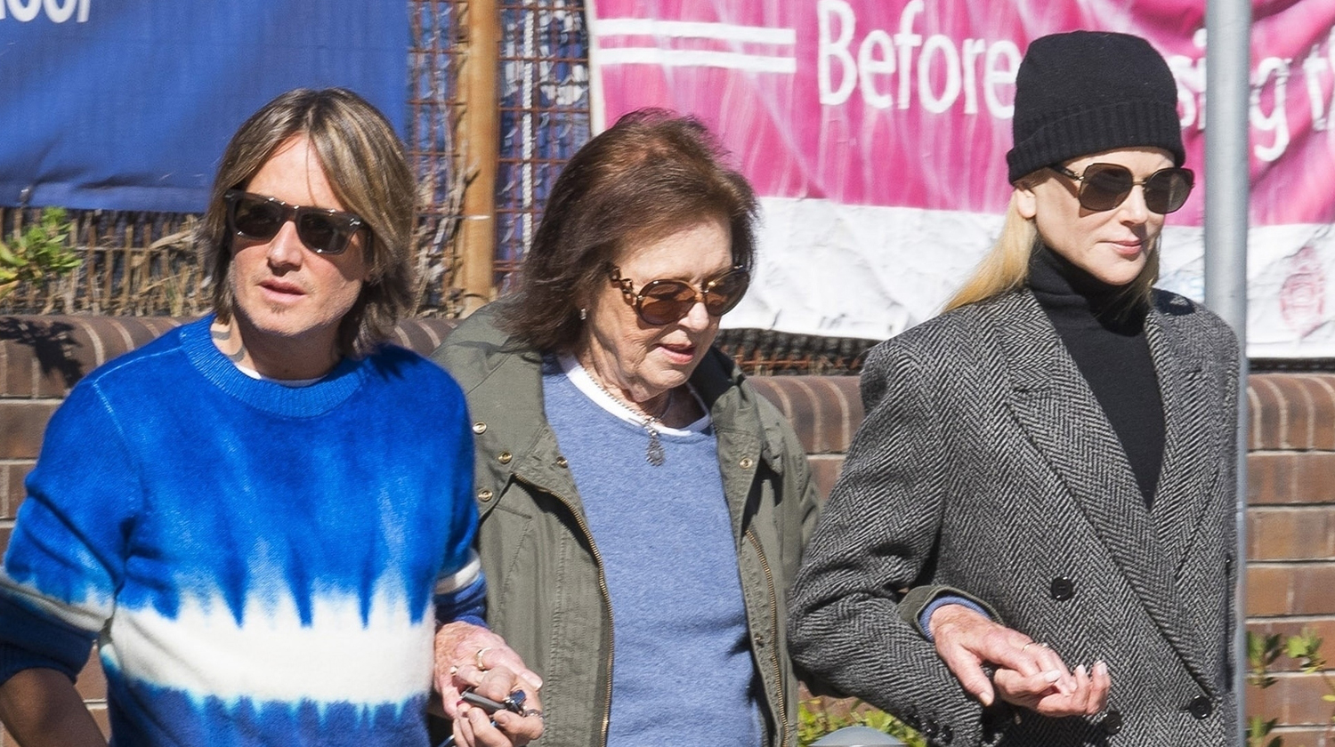 Nicole Kidman & Keith Urban Step Out for Lunch with Her Mom in Sydney ...