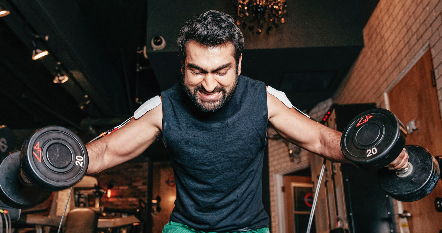 Kumail Nanjiani Takes Us Into the Gym, Shows Off Fit Body! | Kumail ...