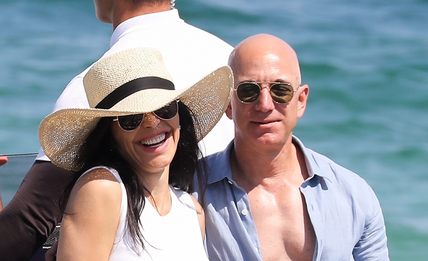 Jeff Bezos Gives Peek at Muscular Chest While on Vacation with ...