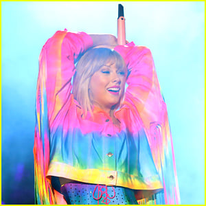 Taylor Swift Pokes Fun at Fan Theories In ‘New’ Post | Taylor Swift ...