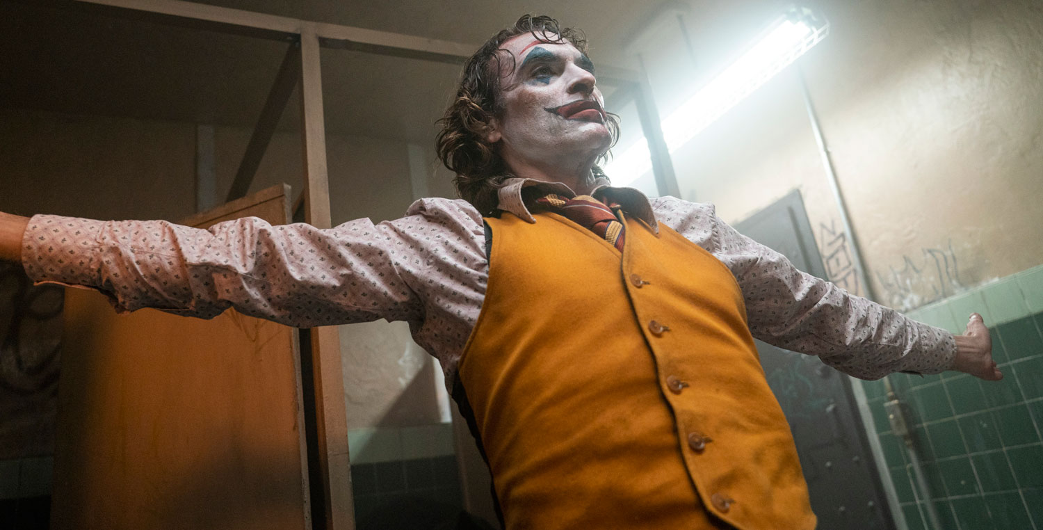Warner Bros. Says Joker Should Not Be Viewed as a Hero | Joaquin ...