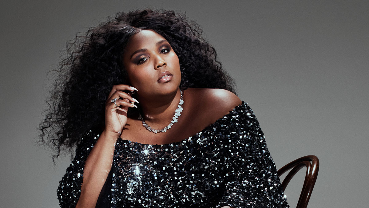 Lizzo Takes Self-Love So Seriously for This Reason | Lizzo, Magazine ...