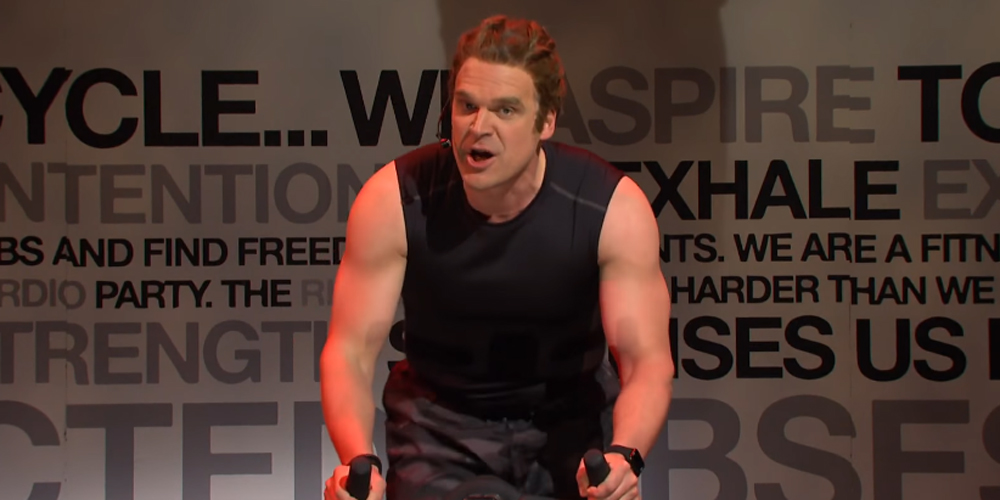 David Harbour Gets Attention for His Buff Arms During ‘Saturday Night ...