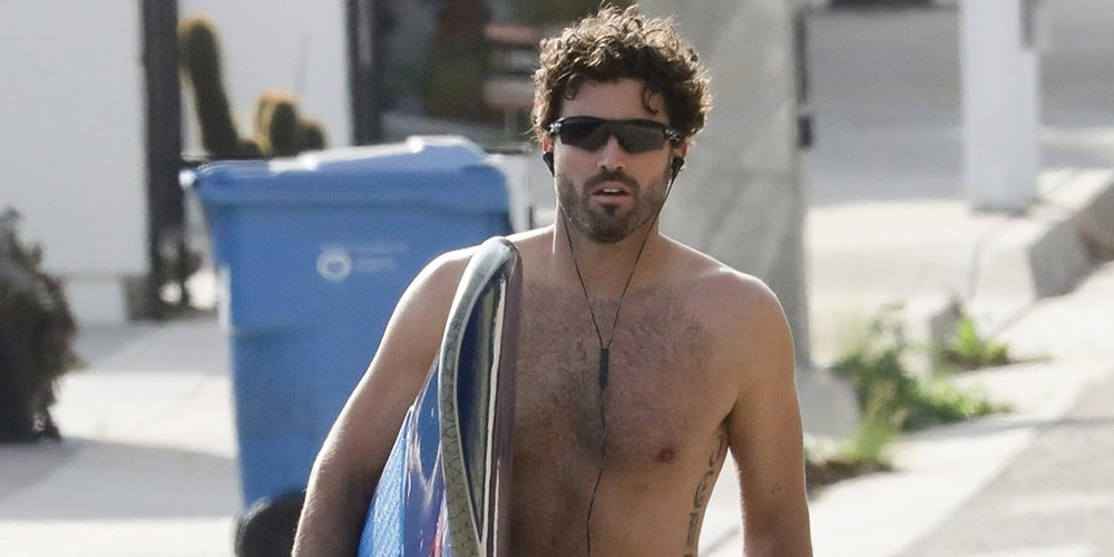 Brody Jenner Hits the Beach Shirtless for a Paddleboard Session in ...