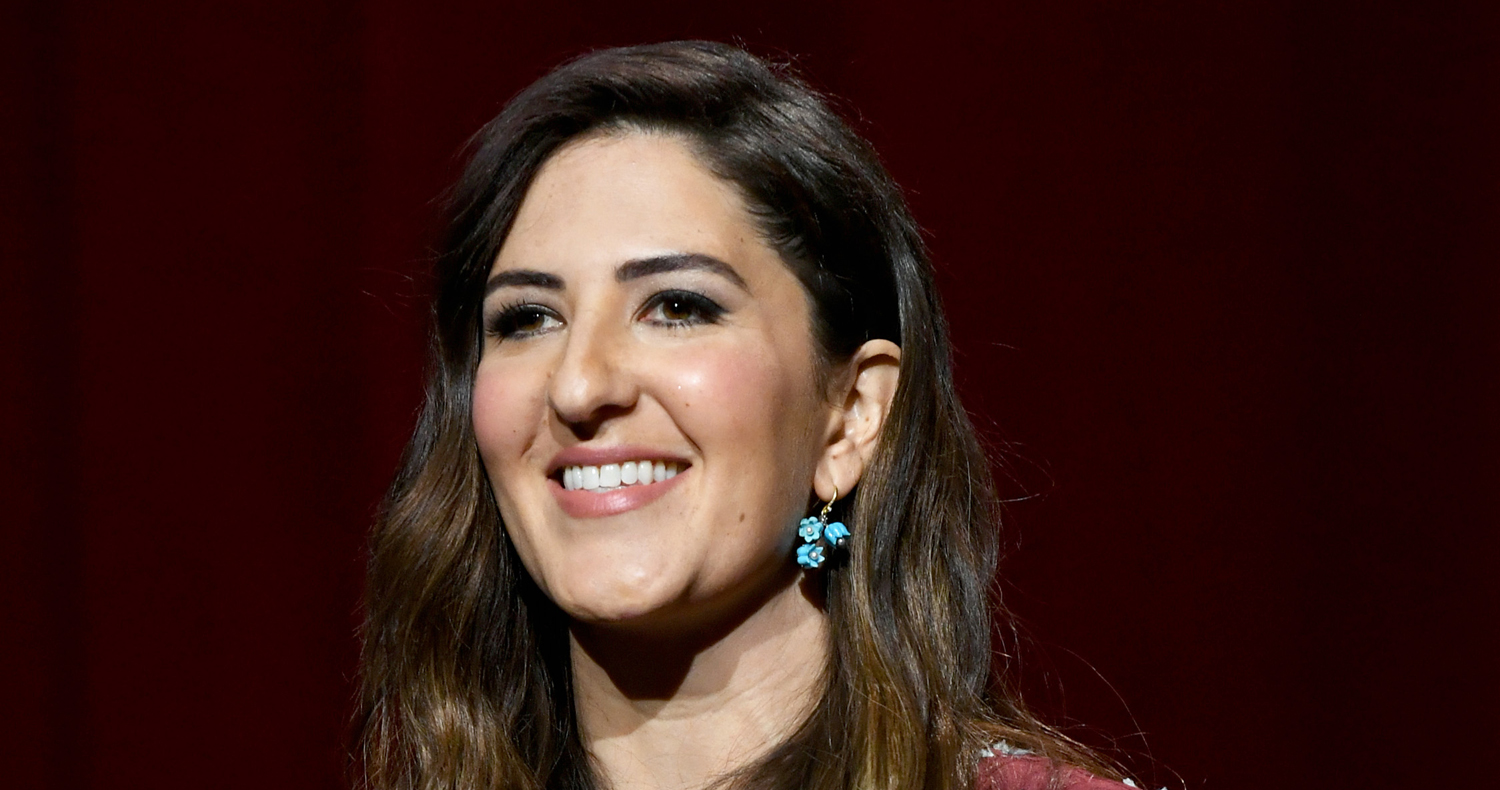 D’Arcy Carden in Talks to Star in ‘A League of Their Own’ Remake on ...