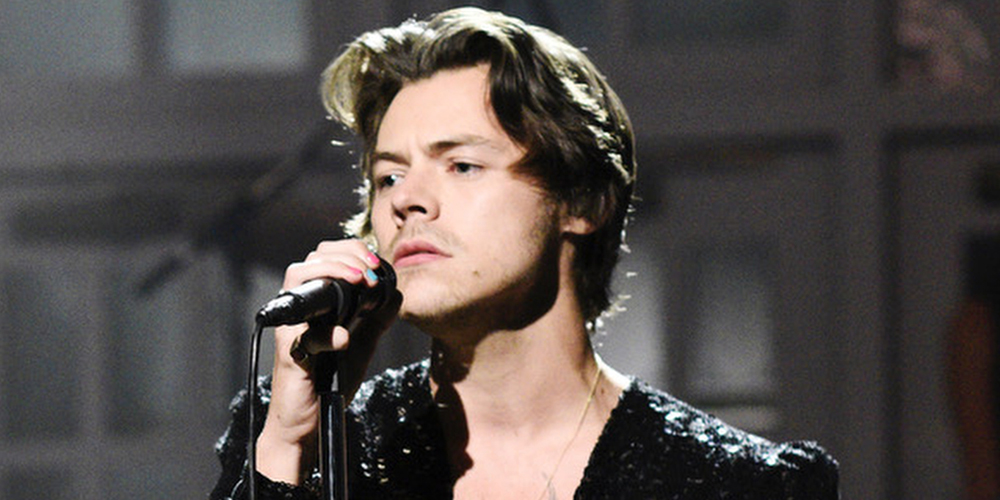 Harry Styles Adds Five New Dates To Upcoming Tour & Unveils Official ...