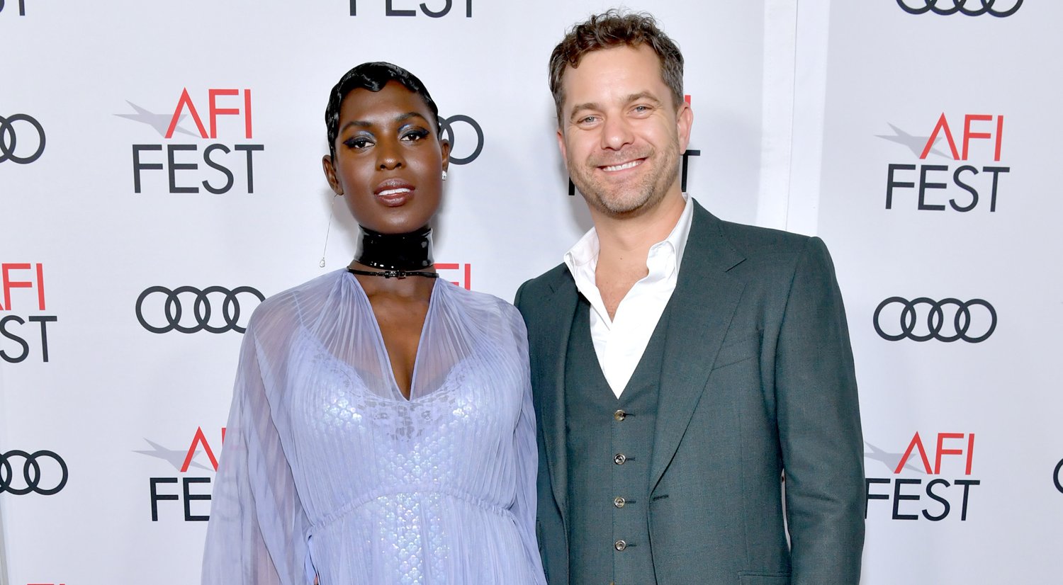 Joshua Jackson & Girlfriend Jodie Turner-Smith Make Red Carpet Debut at ...