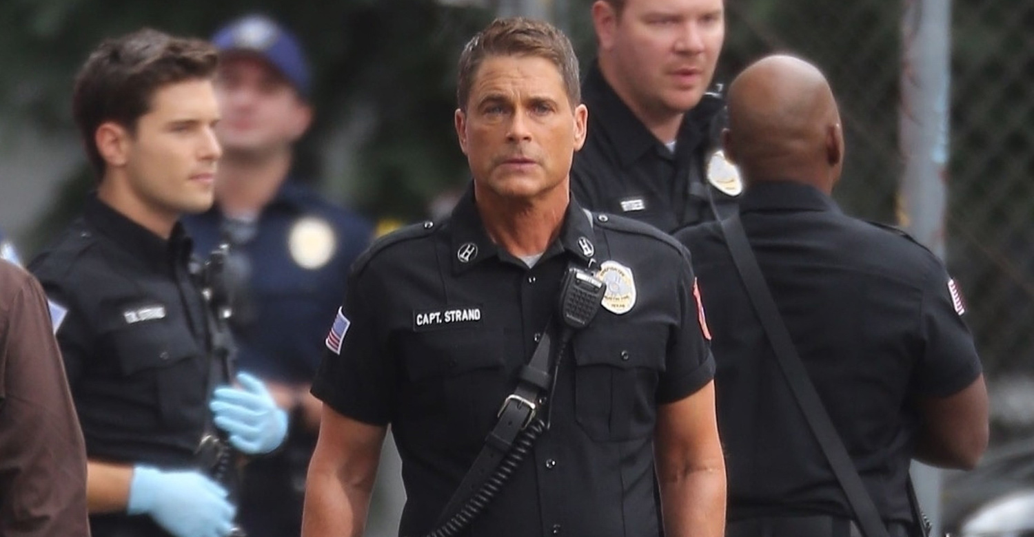Rob Lowe Looks Good in Uniform on ’9-1-1: Lone Star’ Set | Julian Works ...