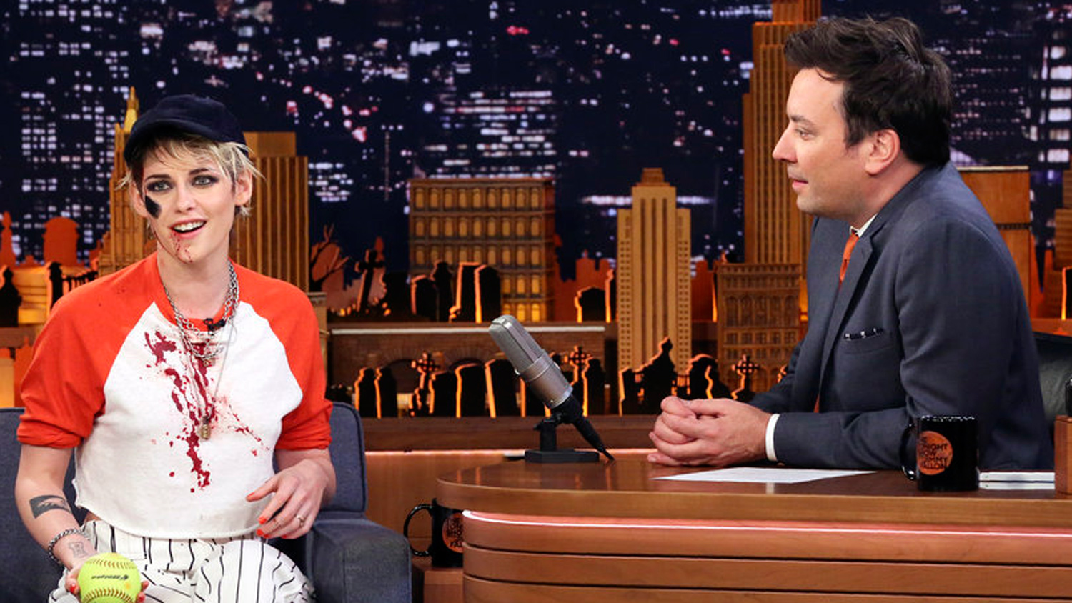 Kristen Stewart Opens Up About Accidentally Swearing on ‘SNL’ (Video ...