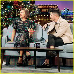 Charlie Hunnam And Rashida Jones