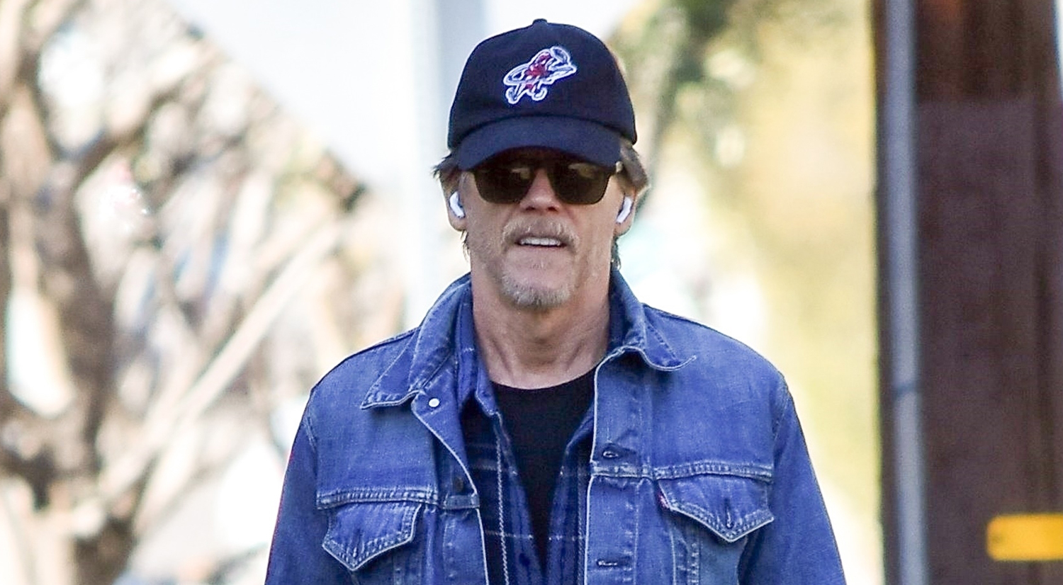 Kevin Bacon Makes Rare Outing in Los Feliz | Kevin Bacon : Just Jared