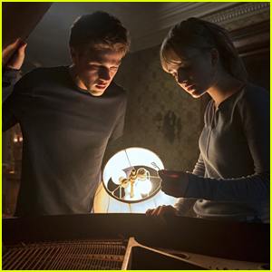 A Family Mystery In Uncovered in Netflix’s ‘Locke & Key’ – Watch The ...