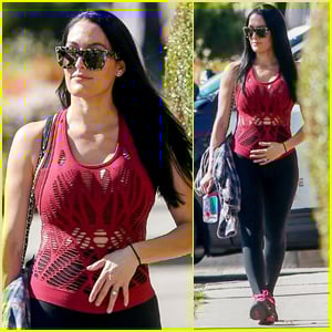 Nikki Bella Rubs Her Belly After Announcing She’s Pregnant! | Nikki ...
