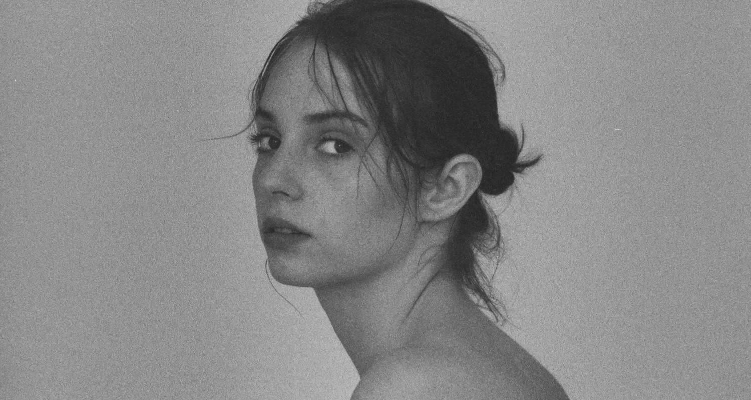 ‘Stranger Things’ Star Maya Hawke Announces Debut Album Release for ...
