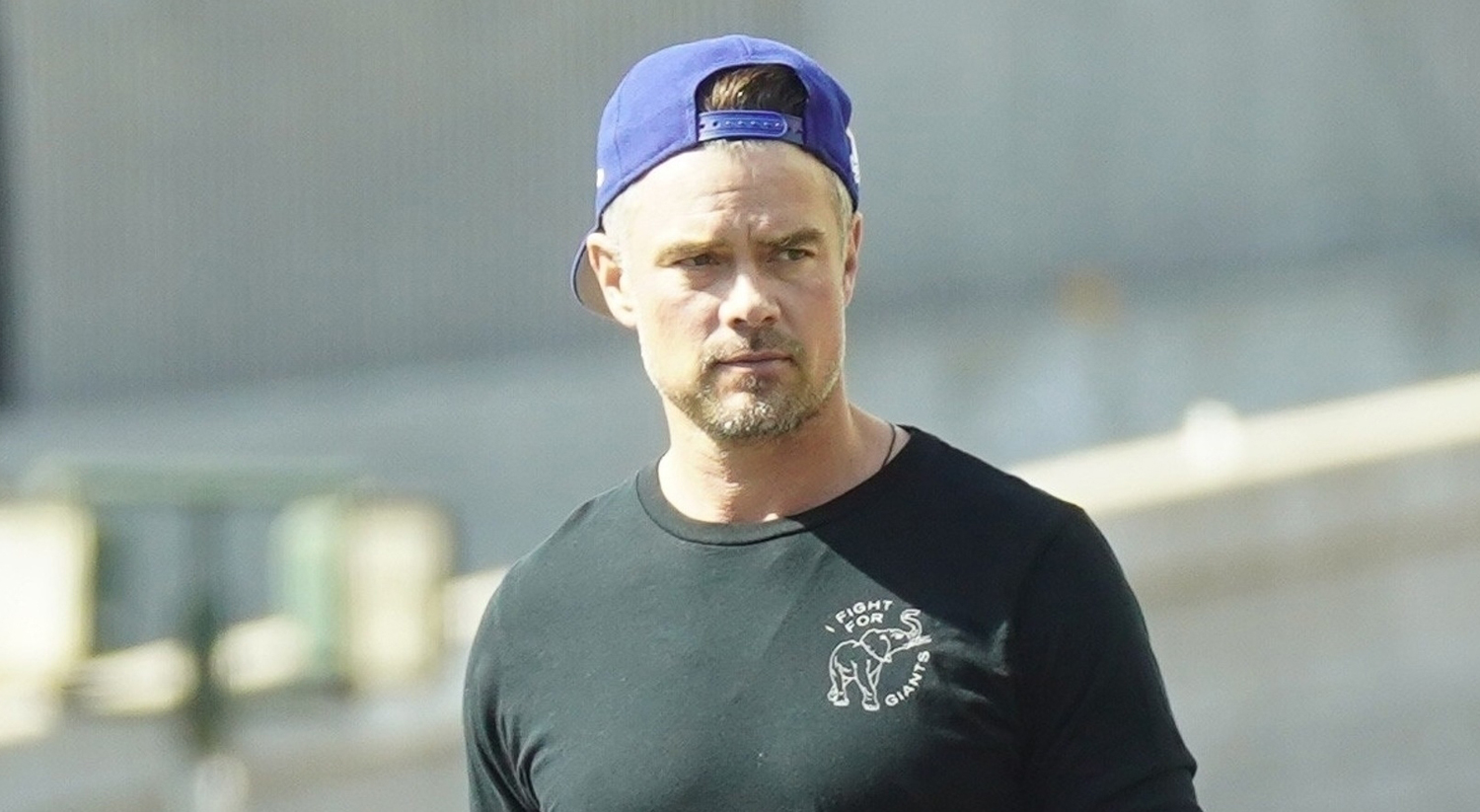 Josh Duhamel Spends The Day Running Errands in Sherman Oaks | Josh ...