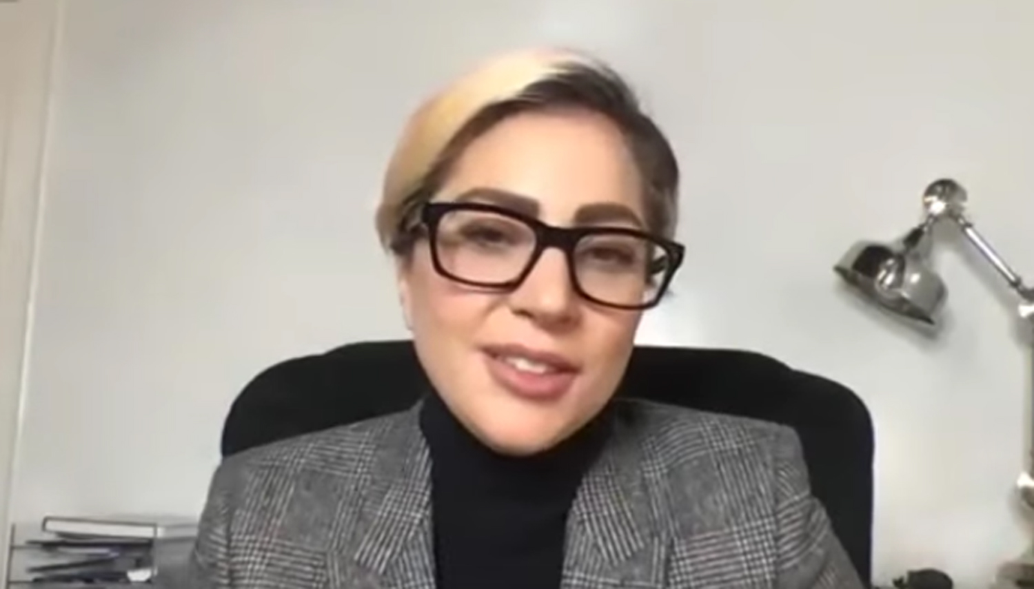 Lady Gaga Apologizes to Jimmy Fallon After Awkward ‘Tonight Show ...