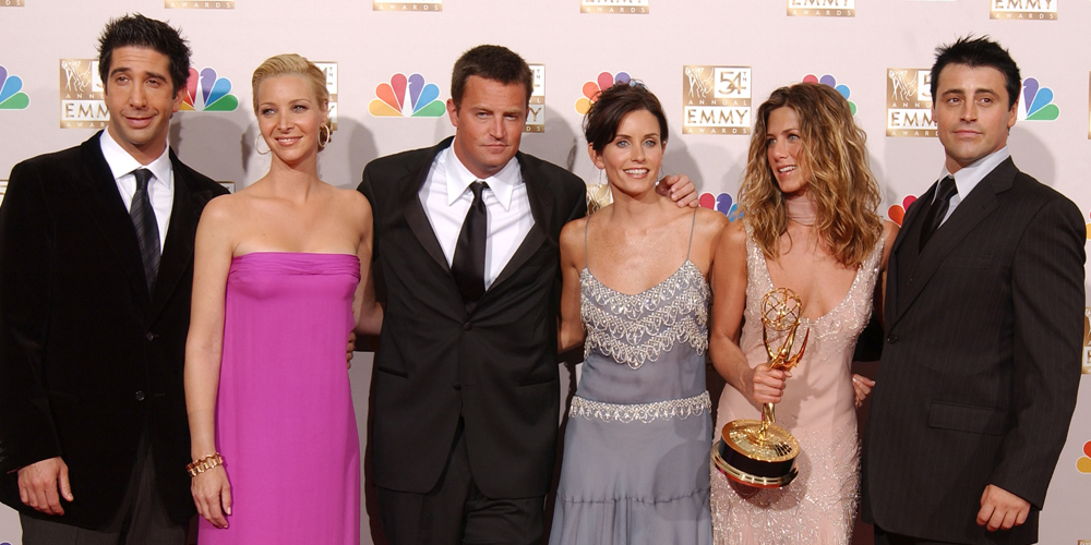 Lisa Kudrow Talks ‘Friends’ Reunion Special & Reveals What Phoebe Would ...