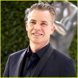 Timothy Olyphant's Instagram, Twitter & Facebook on IDCrawl
